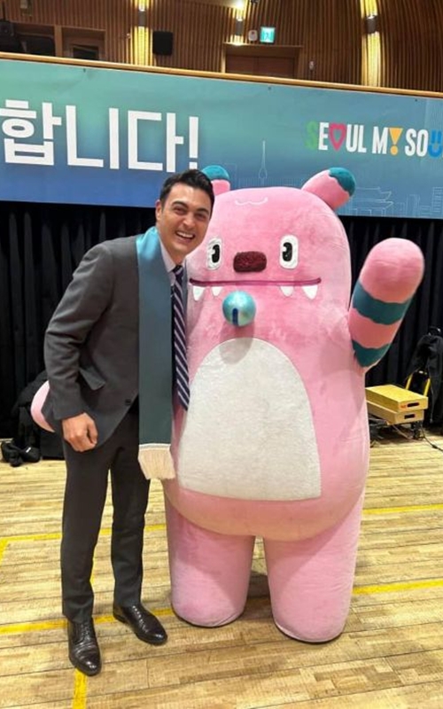 British expat named Seoul honorary citizen for promoting capital ...