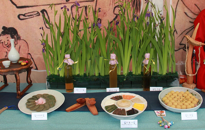 Culture, wisdom embodied in traditional liquor, food : Korea.net : The ...