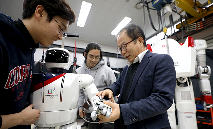 PyeongChang Olympics to showcase automated robots : Korea.net : The ...