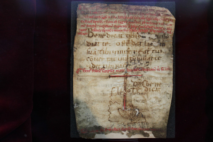 Hanji used to restore Italian Chartula : Korea.net : The official ...