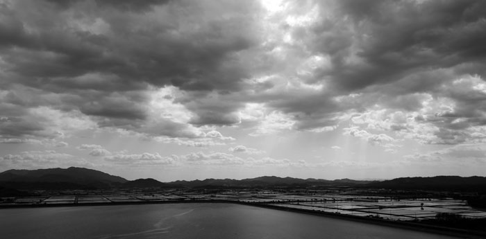 Foreign press visits front-line troops : Korea.net : The official ...