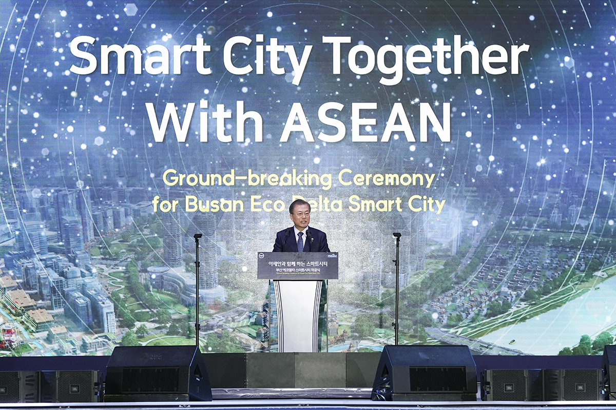 President Moon: Korea and ASEAN to lead smart city sector : Korea.net ...