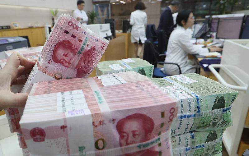 Korea, China extend currency swap, raise its value to KRW 70T : Korea ...