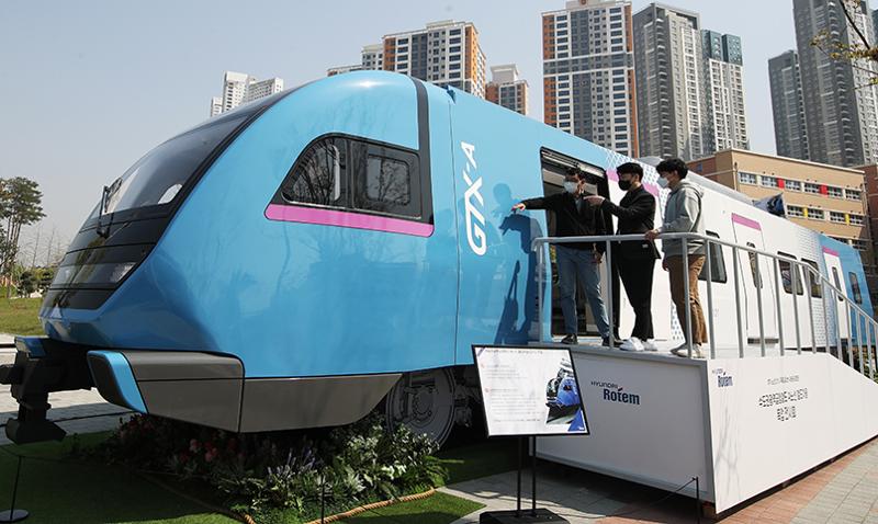 [Korea in photos] Preview of Great Train Express-A : Korea.net : The ...