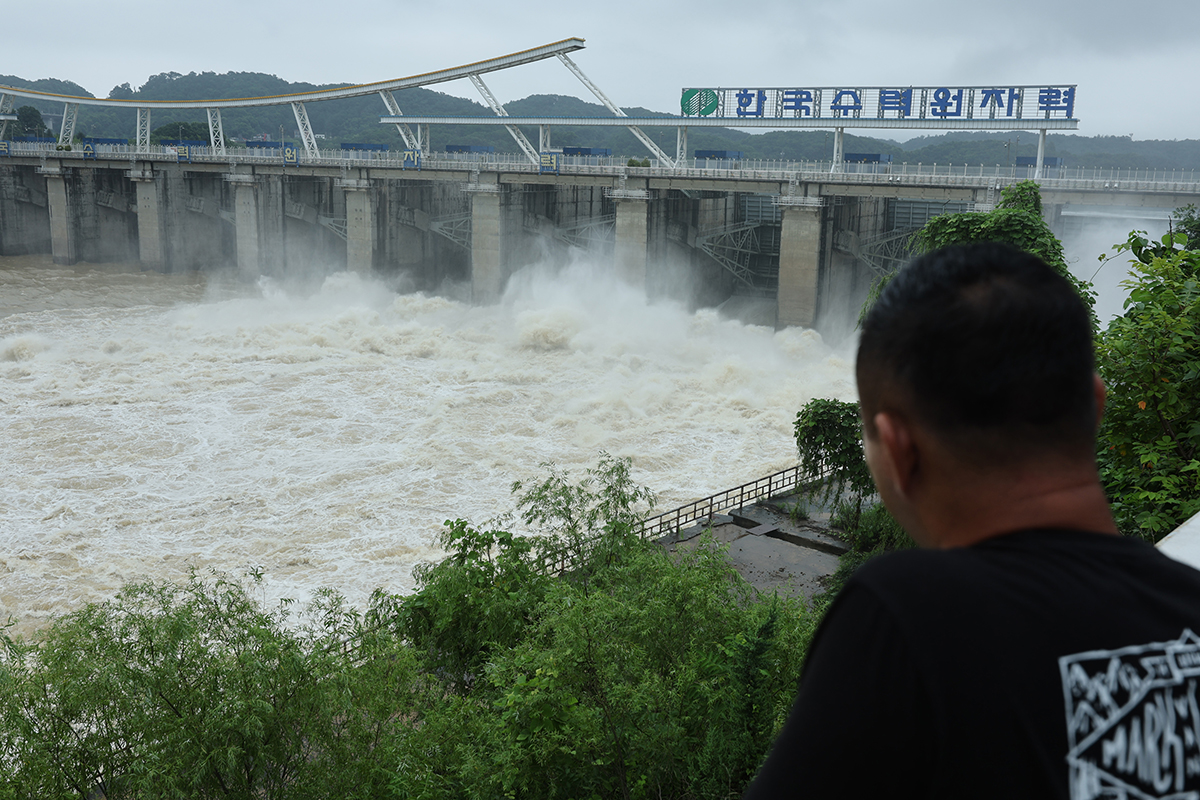 Paldang Dam opens floodgates : Korea.net : The official website of the ...