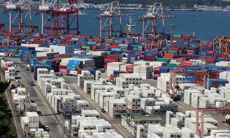 Exports raise hopes for 12 consecutive months of trade growth : Korea ...